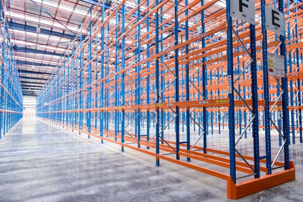 Best Warehouse Storage Racking Supplier in Dubai | Cosmictech